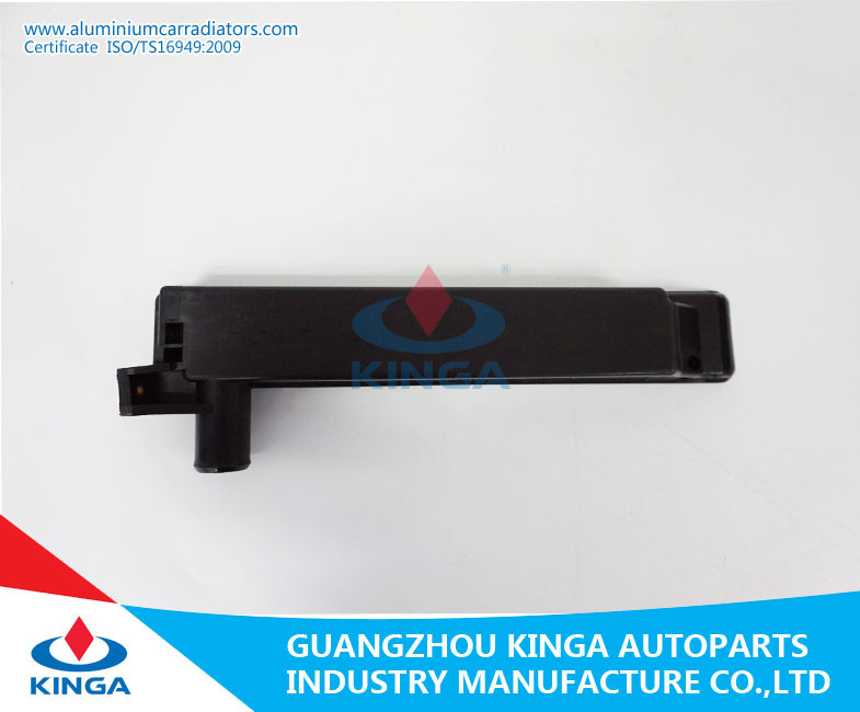 Diameter 34mm Radiator Plastic Tank Replacement For HIACE TOYOTA 1 Year ...