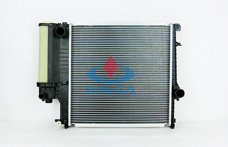 Heat Exchanger Auto Car BMW Radiator Replacement For 316 / 318 / 320 ...