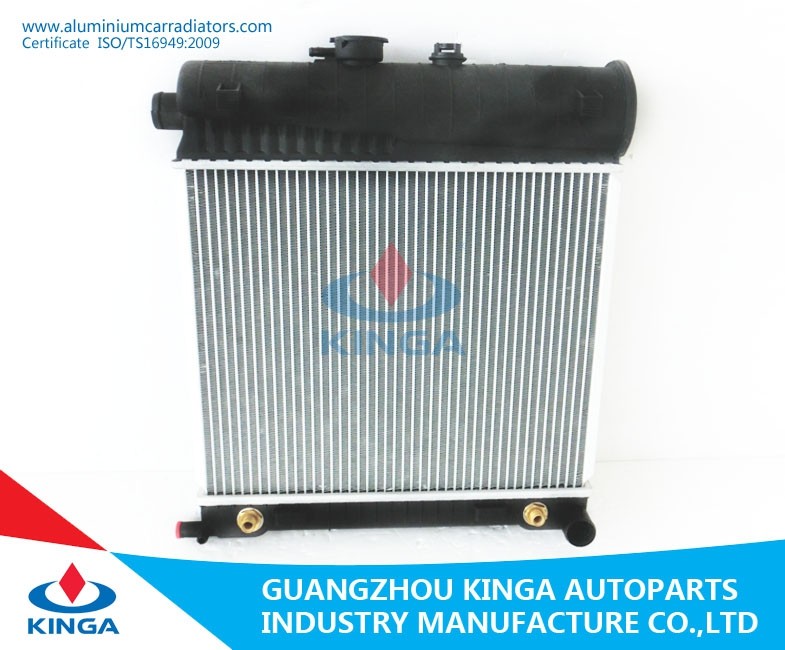 High Efficiency Mercedes Benz Radiator W210 / E200 / E230 26mm