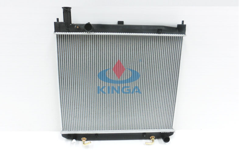 Auto Spare Parts Radiator for Hiace Touring Kch CD7 Auto Transmission