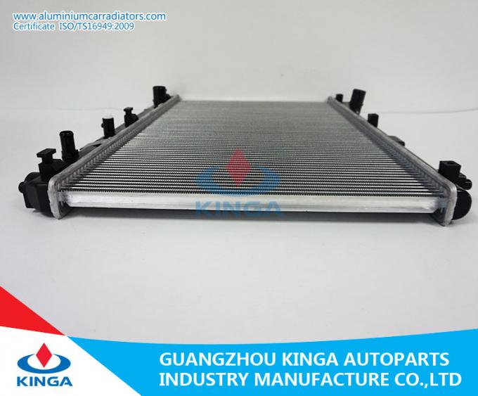 17700-67J00 Auto Radiators / Suzuki Radiator ESCUDO/GRAND VITARA'05 MT